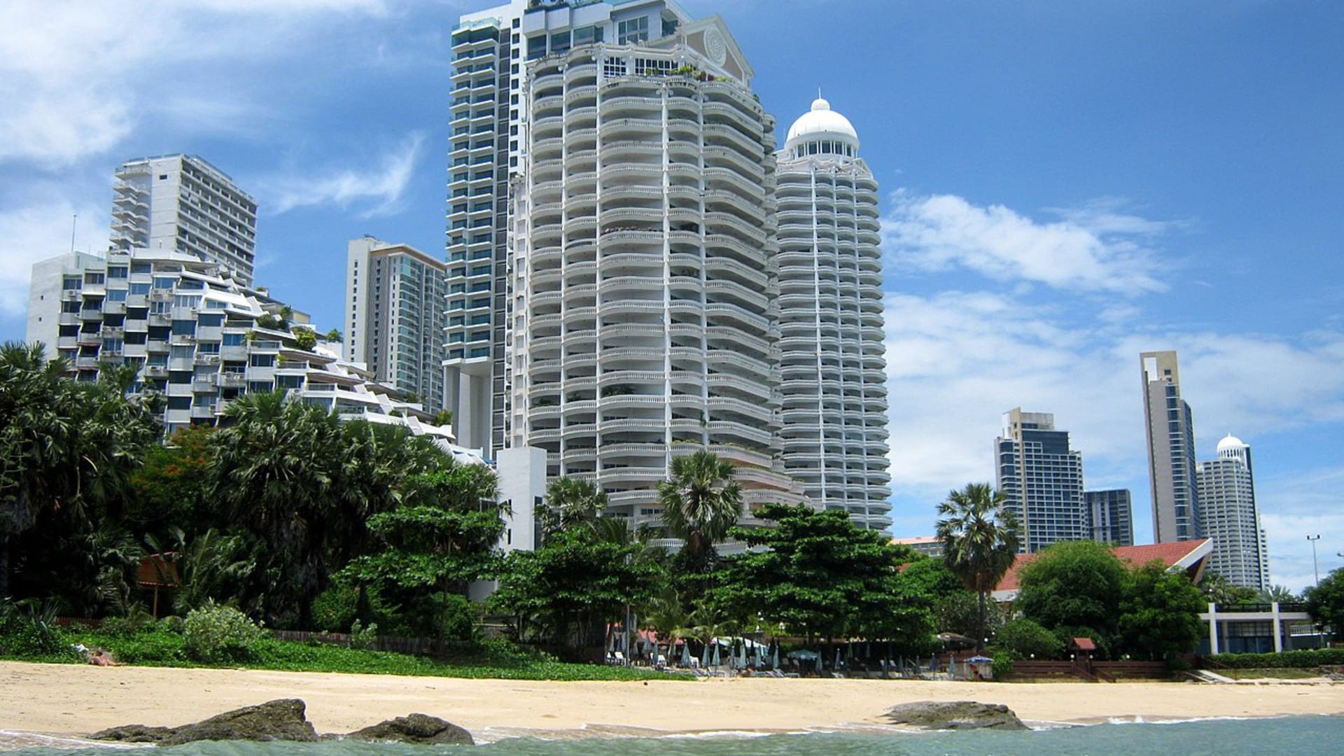 Pattaya: lifestyle, property, infrastructure & attractions | Thailand ...